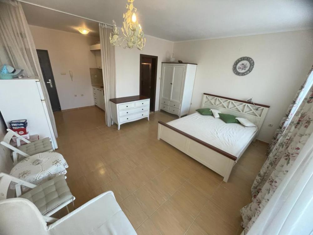 Стилно обзаведено студио в комплекс Apolon 7, 45 м²